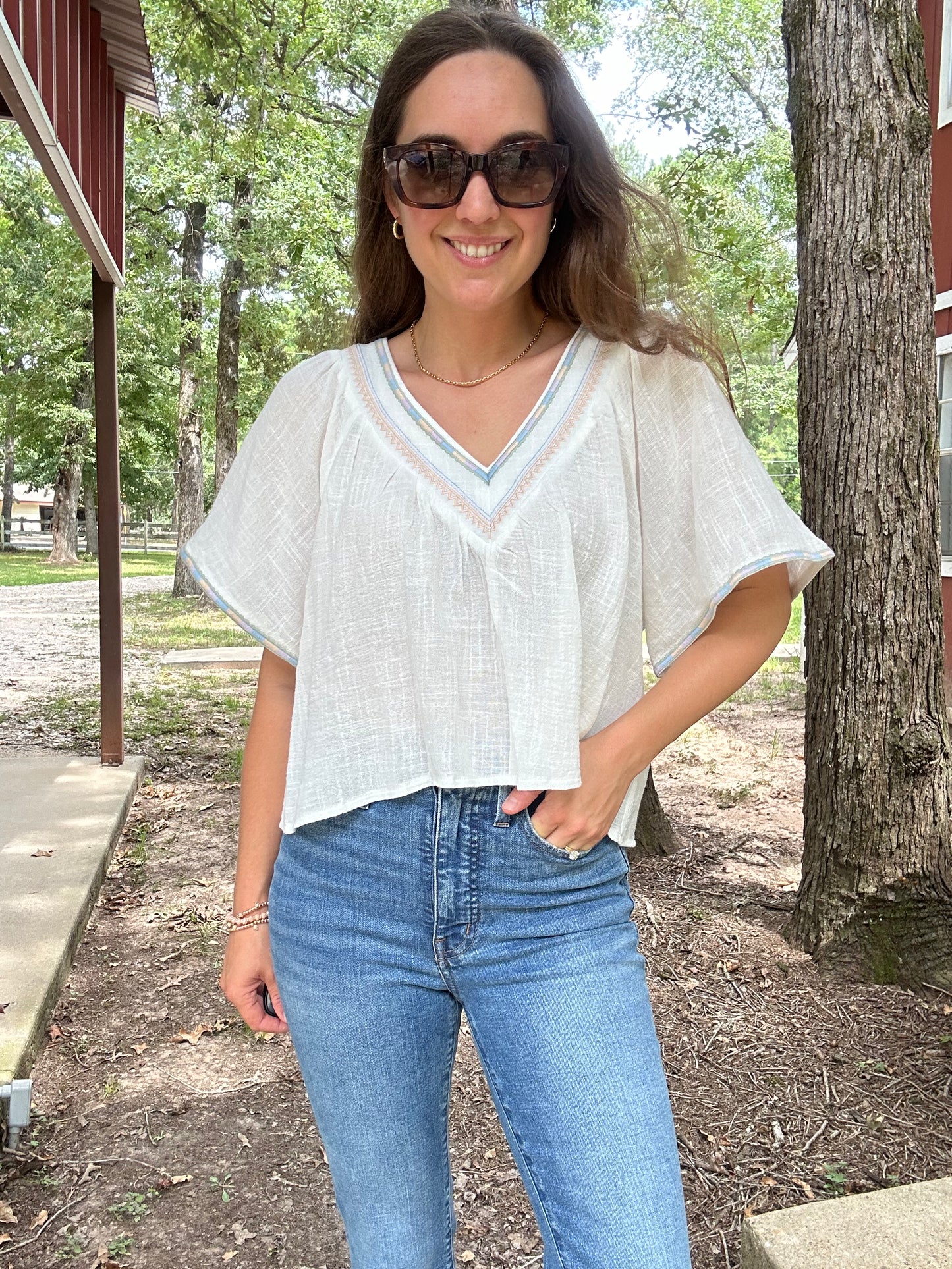 Daisy Acres | Online boutique that ships to the US.